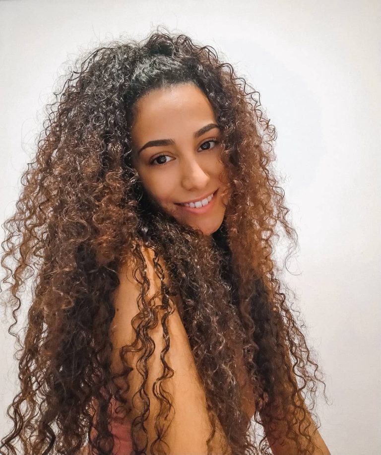 Mixed Curly Hair 2025: Trendy Hairstyles, Easy Styling Tips, Haircuts ...