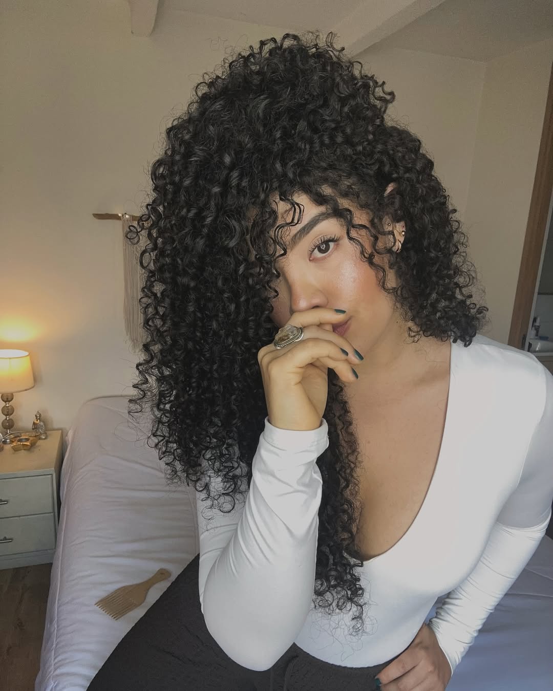 Curly Hairstyles 2025: Cute, Elegant, and Easy Ideas with Bangs, Updos ...