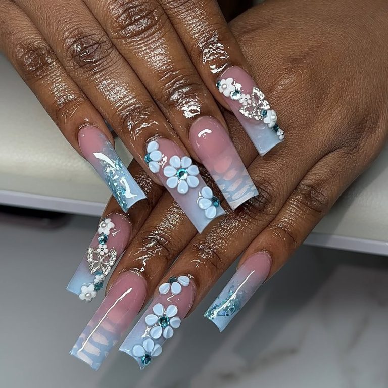 30 Cute Latina Nail Designs 2025 in Pink, Red, and Gold – Baddie Inspo ...