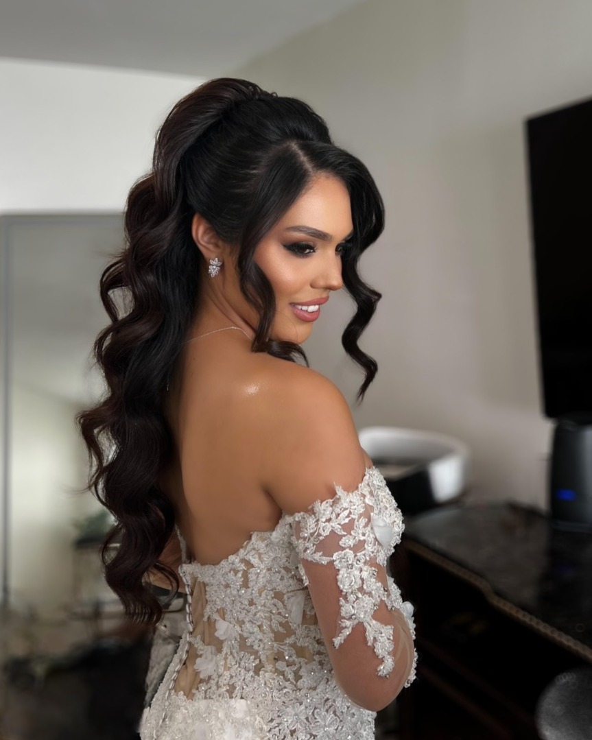 Wedding Hairstyles 2025 for Brides and Bridesmaids: Updos, Ponytails ...