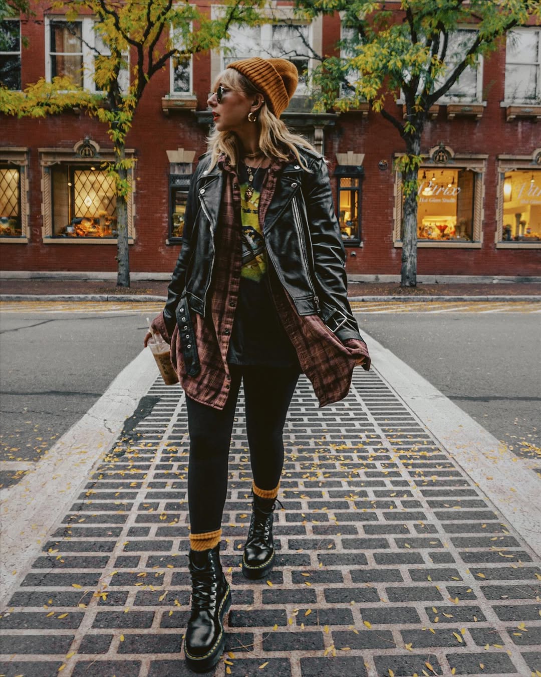 90s Fall Outfits 2025 Aesthetic Vintage Looks for Women: Grunge, Jeans ...