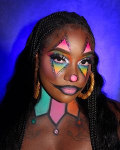 Clown Hairstyles 2025 with Vintage, Curly, Short, and Long Hair Ideas ...