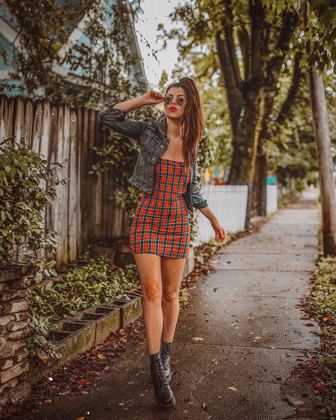 90s Fall Outfits 2025 Aesthetic Vintage Looks for Women: Grunge, Jeans ...