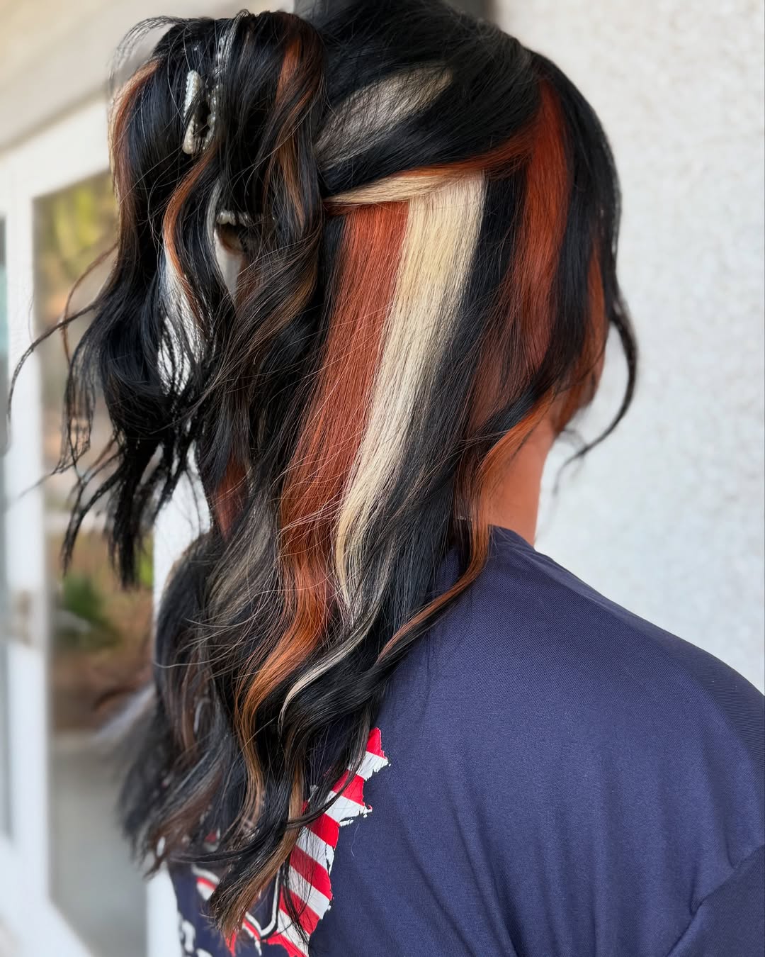 Calico Hair Color Hairstyles 2025 with Chunky Highlights, Bangs, Red ...