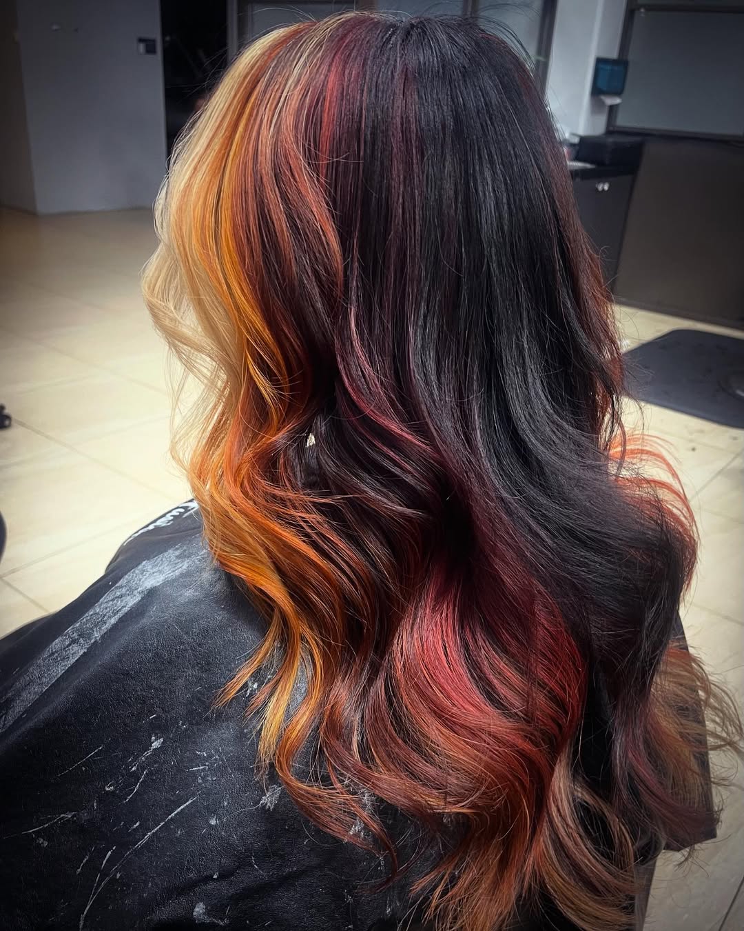Calico Hair Color Hairstyles 2025 with Chunky Highlights, Bangs, Red ...