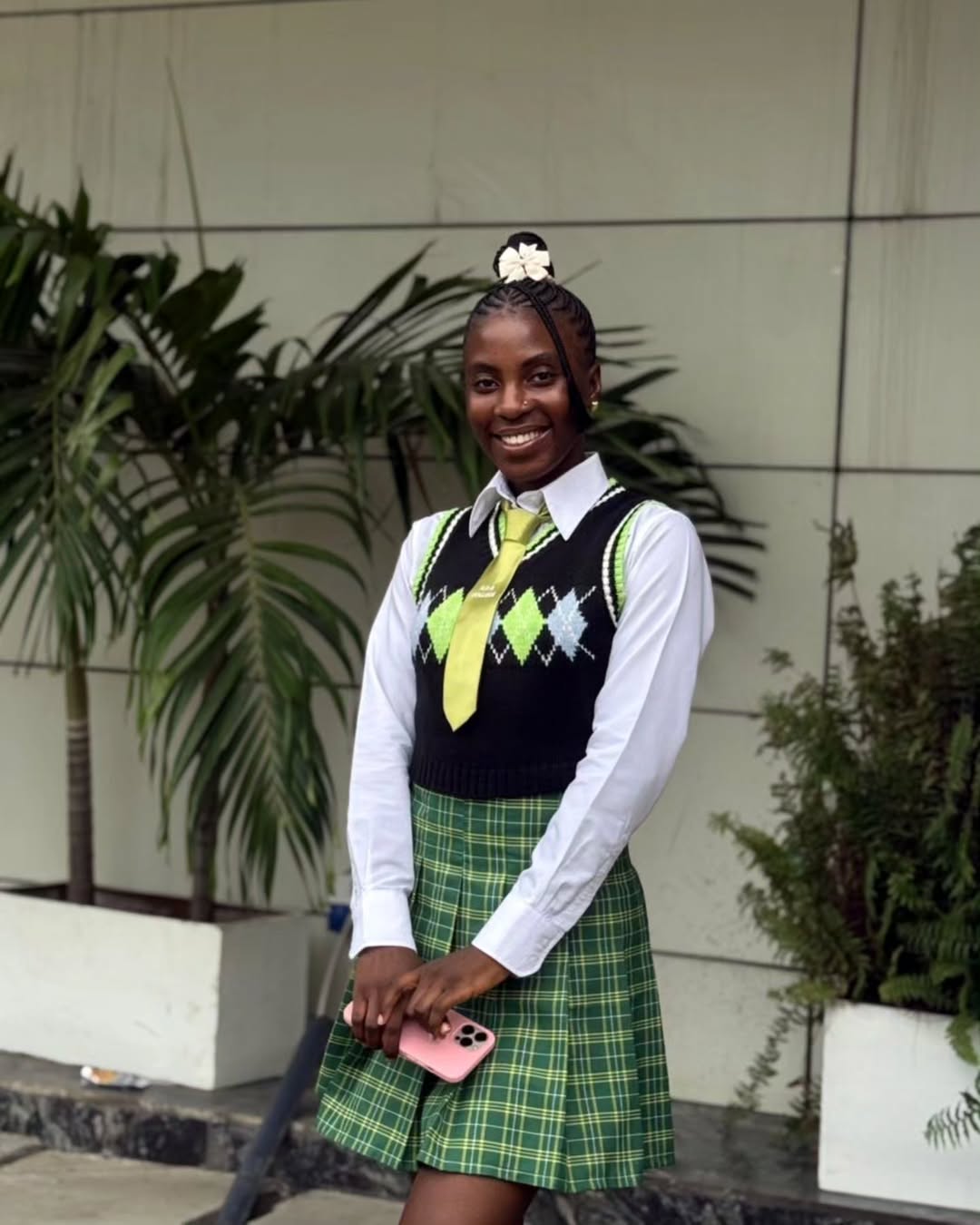 Back to School Outfits Uniform 2025: Stylish Ideas in Red, Green, Navy ...