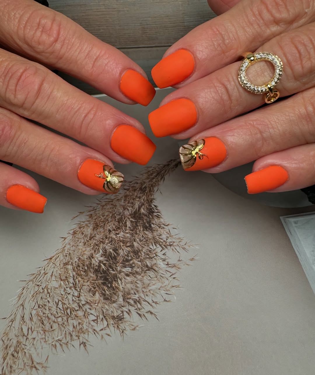 31 Orange Fall Nails 2025 Ideas with Almond, Square, Cute Art, Bright ...