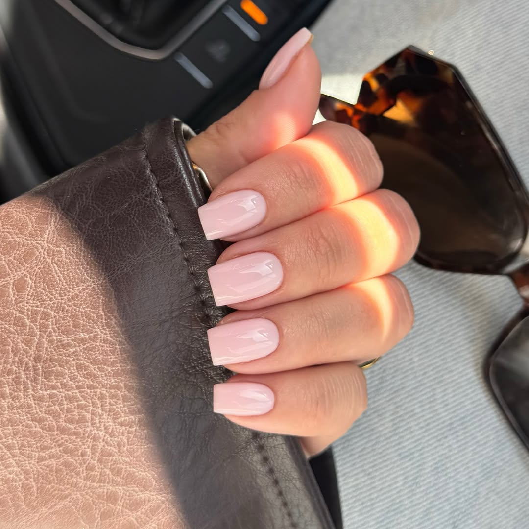 Neutral Fall Nails 2025: Simple Gel, Dip Powder & Acrylic Almond ...