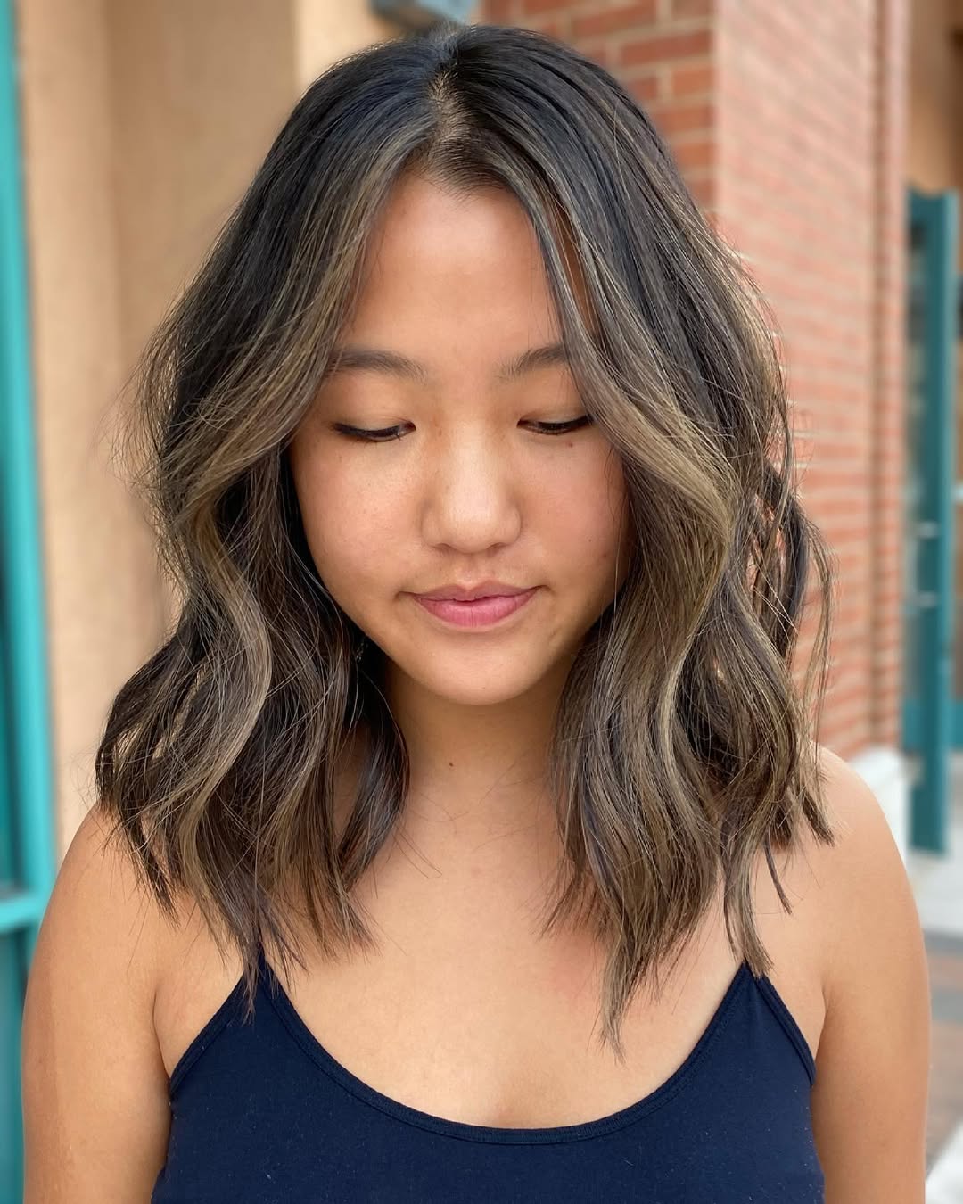 28 Lob Haircut Ideas for 2025 with Curtain Bangs, Layers, and Styles ...