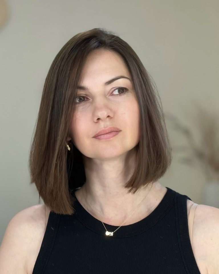 Long Bob Haircuts 2025: Lob ideas for women, straight thick hair ...