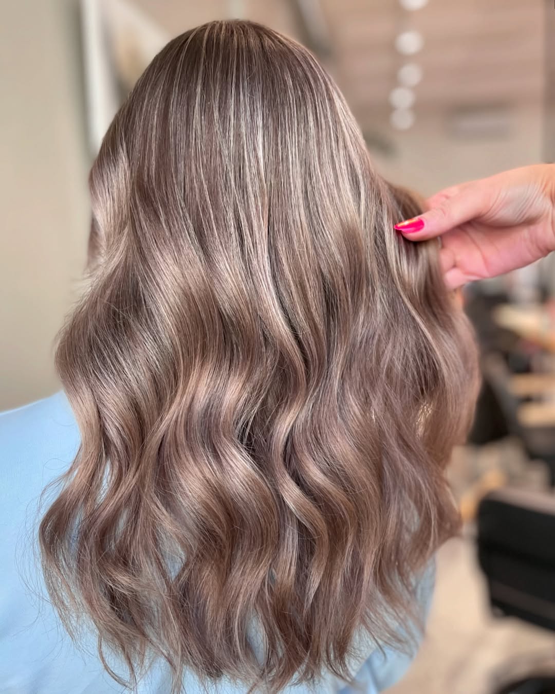 30 Light Brown Hair 2025: Rich Color Ideas with Highlights, Lowlights ...