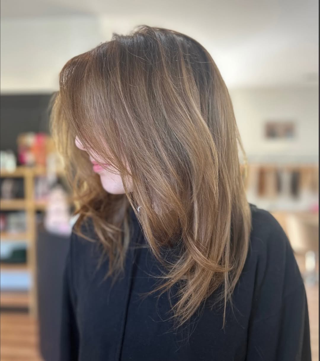 30 Light Brown Hair 2025: Rich Color Ideas with Highlights, Lowlights ...