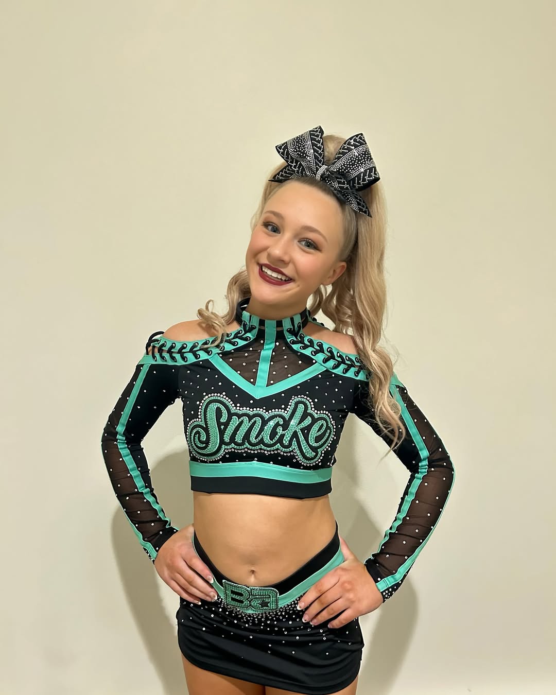 Cheer Hairstyles 2025–2026: Gameday hair from bows high pony to half up ...