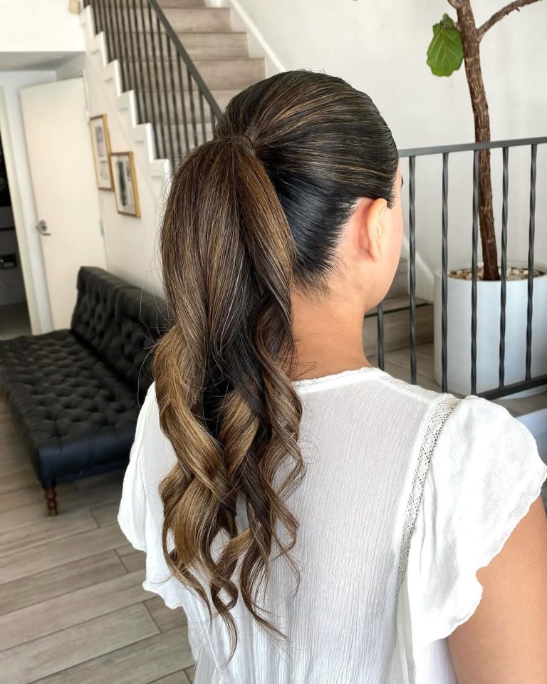 Slick Back Hairstyles 2025: Easy, Fancy, Unique ponytail ideas for Wavy ...