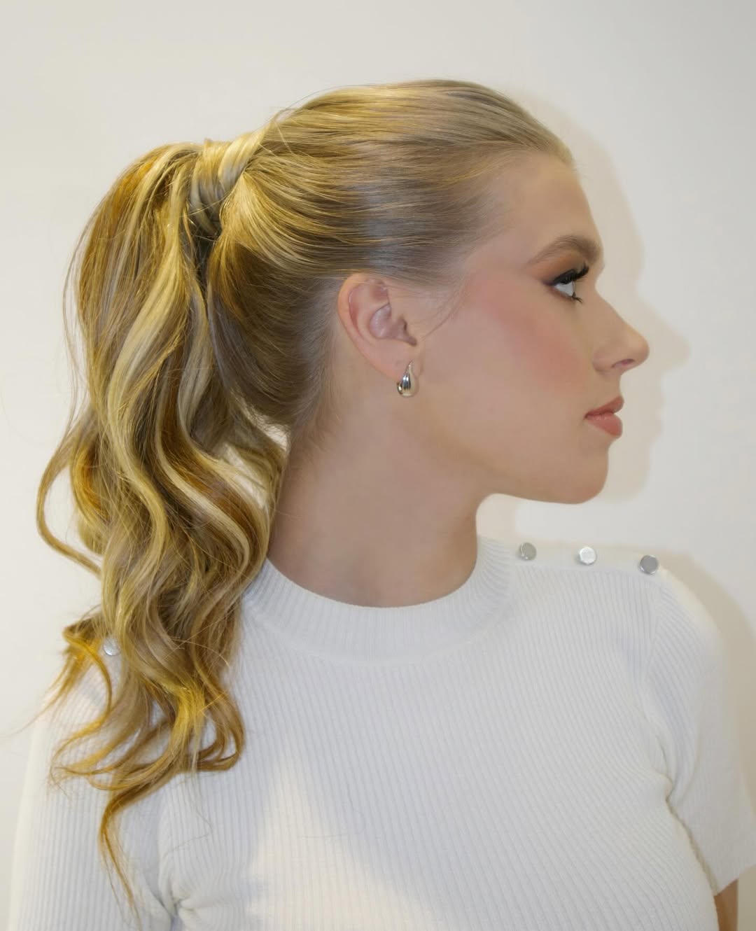 Slick Back Hairstyles 2025: Easy, Fancy, Unique ponytail ideas for Wavy ...