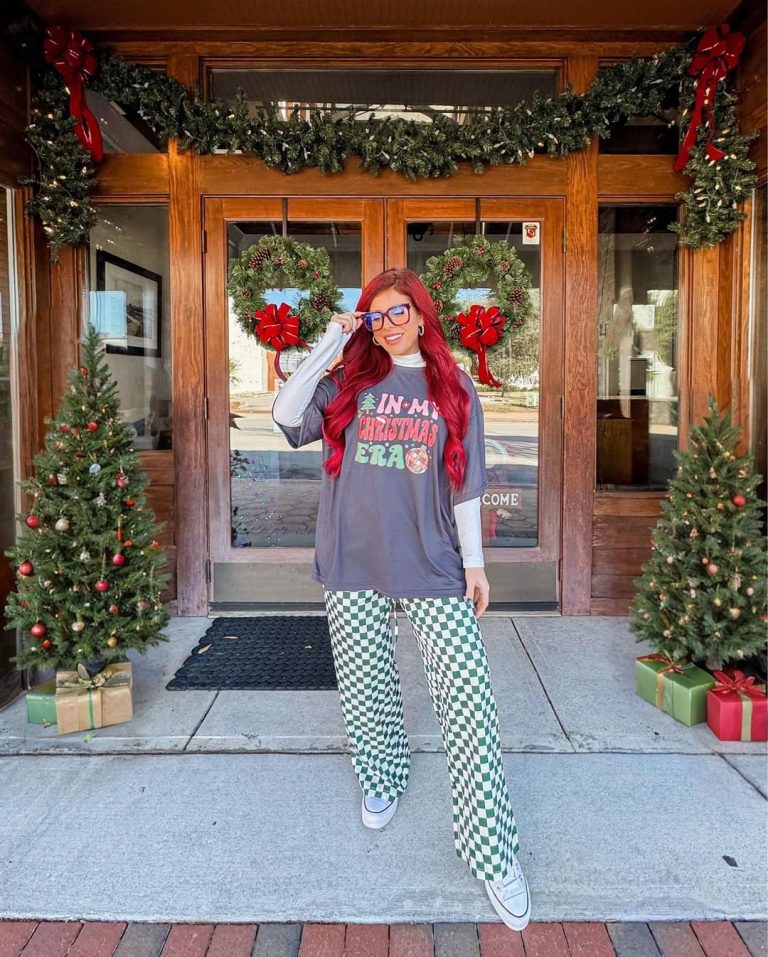 Holiday Outfits Christmas 2025: Festive, Casual & Party Ready Looks for ...