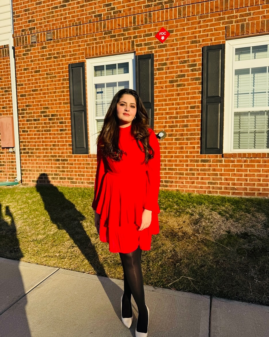 Holiday Outfits Christmas 2025: Festive, Casual & Party Ready Looks for ...