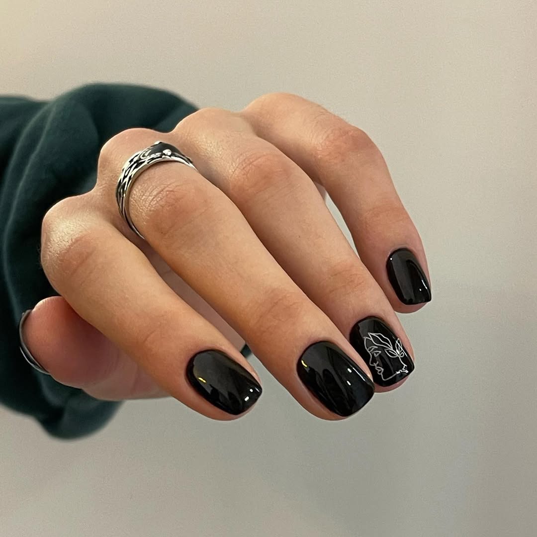 Short Nails Ideas 2026: Simple, Chic Looks for Spring, Summer and Fall ...