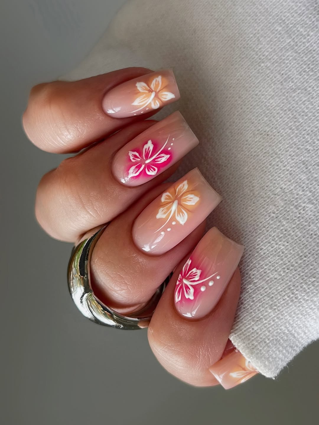 Square Nails 2026: Short–Long ideas, French tip trends in Pink, Blue ...